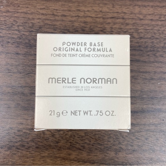 Merle Norman | Makeup | Merle Norman Porcelain Powder Base Original ...